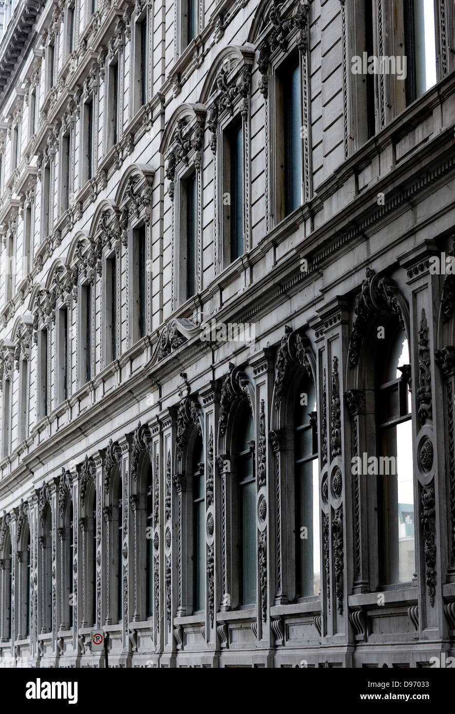 Very old windows hi-res stock photography and images - Alamy