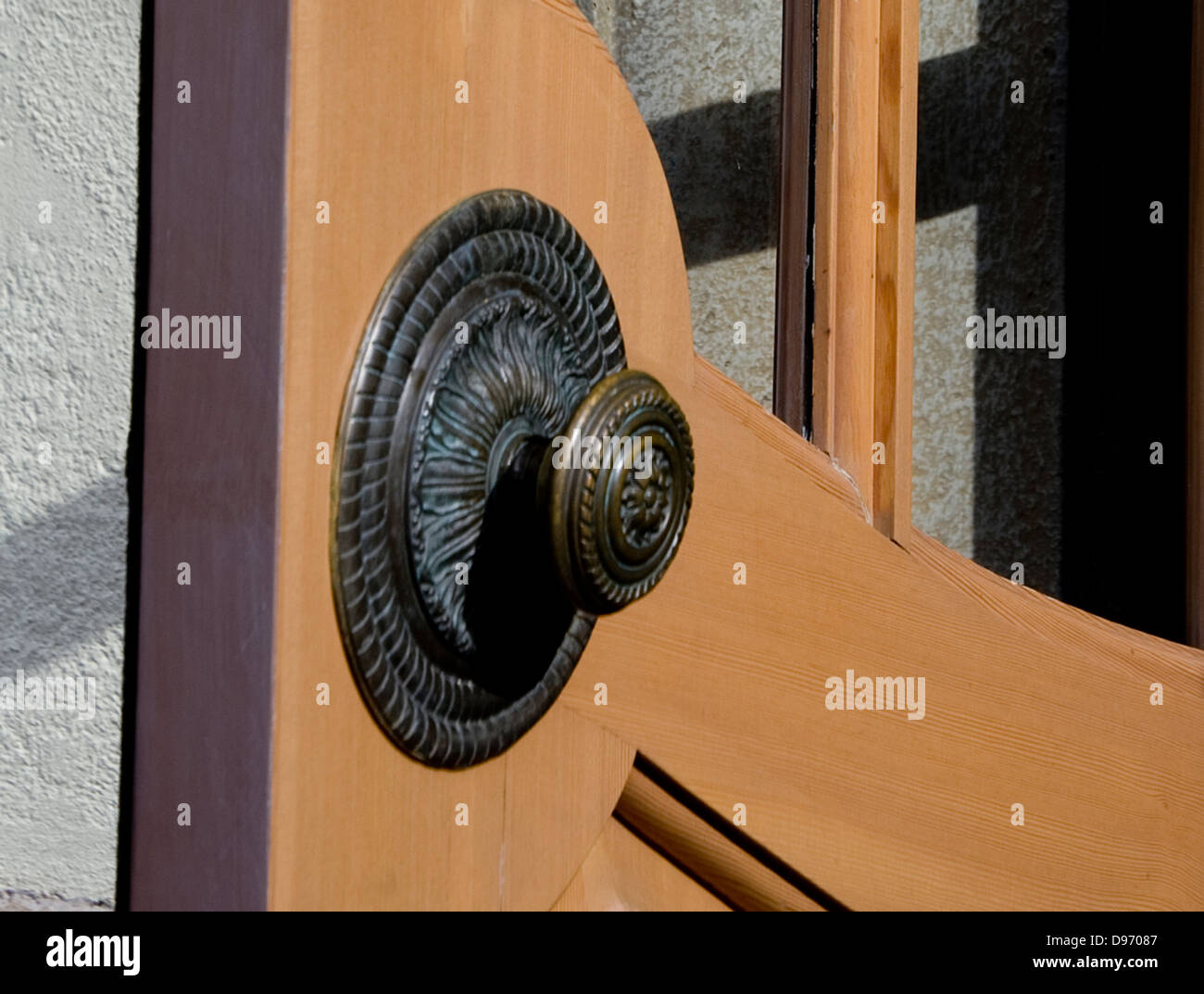 Mauve Door High Resolution Stock Photography and Images - Alamy