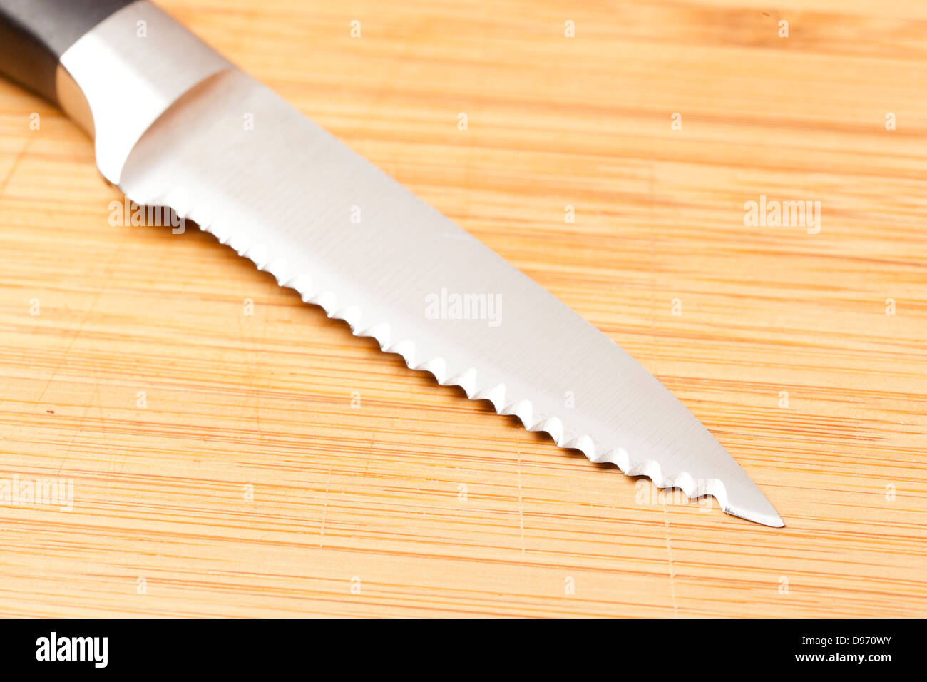 Metallic knife hi-res stock photography and images - Alamy