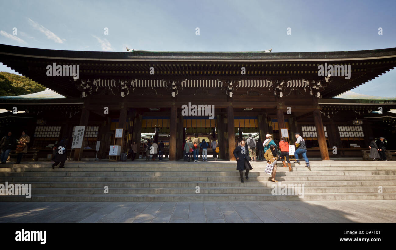 Meiji shinto shrine hi-res stock photography and images - Alamy