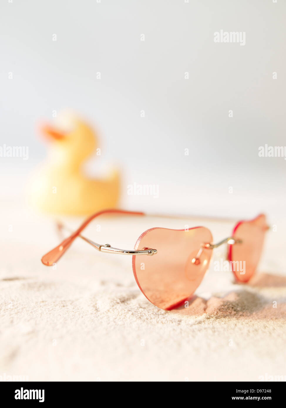 Rubber duck heart hi-res stock photography and images - Alamy