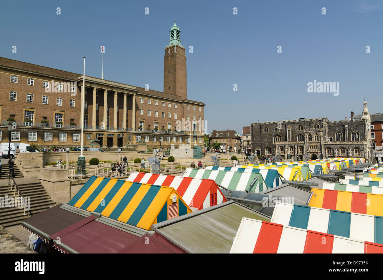 Norwich city hall hi-res stock photography and images - Alamy