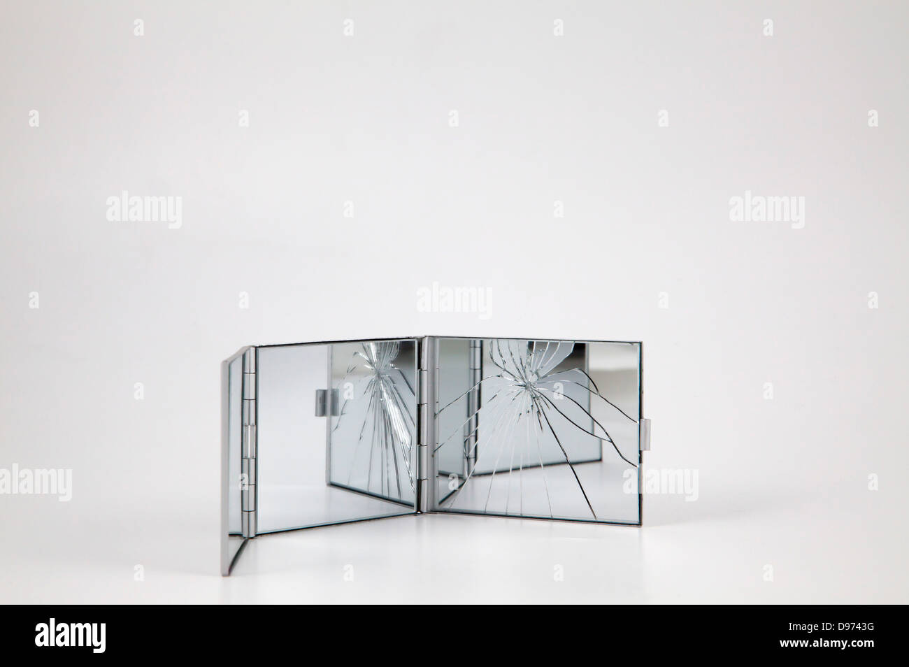 Broken mirror on white backround hi-res stock photography and images ...