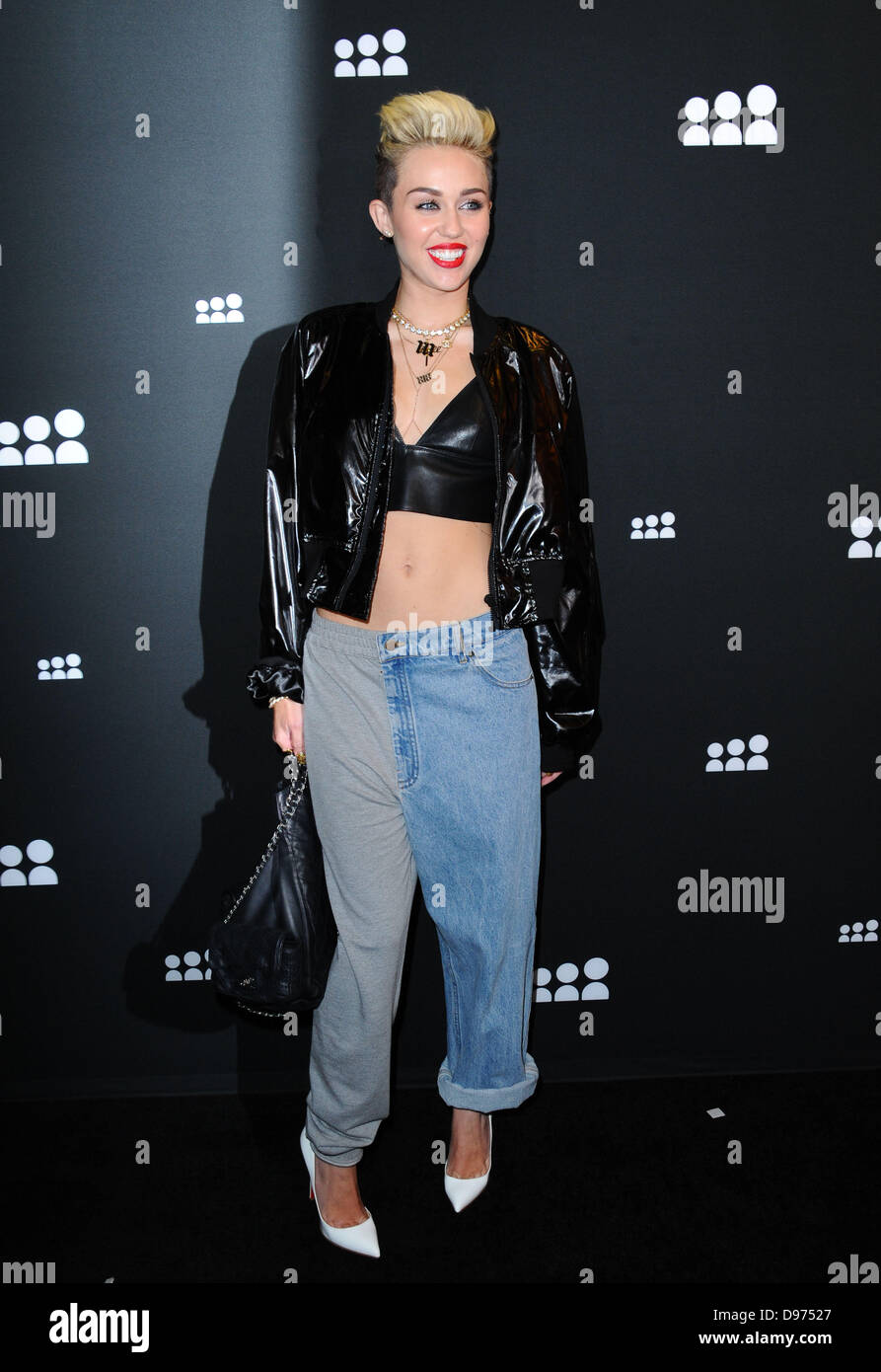 Featuring miley cyrus hi-res stock photography and images - Alamy