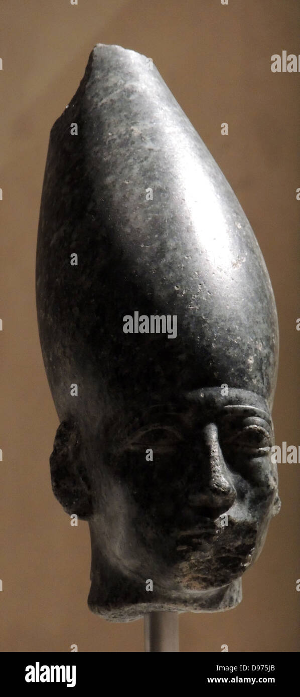 Crown of upper egypt hi-res stock photography and images - Alamy