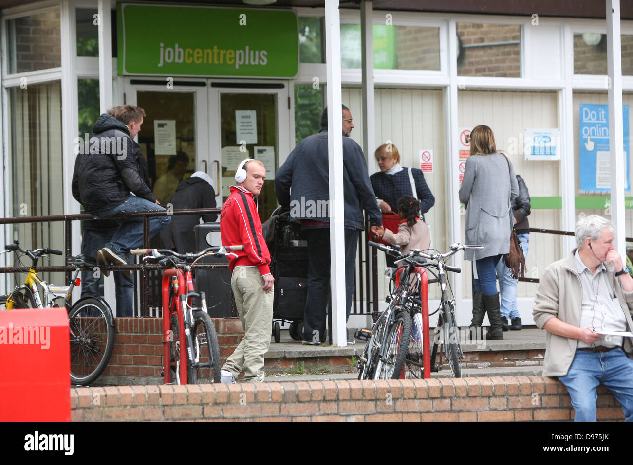 Job Centre Plus Queue High Resolution Stock Photography and Images - Alamy
