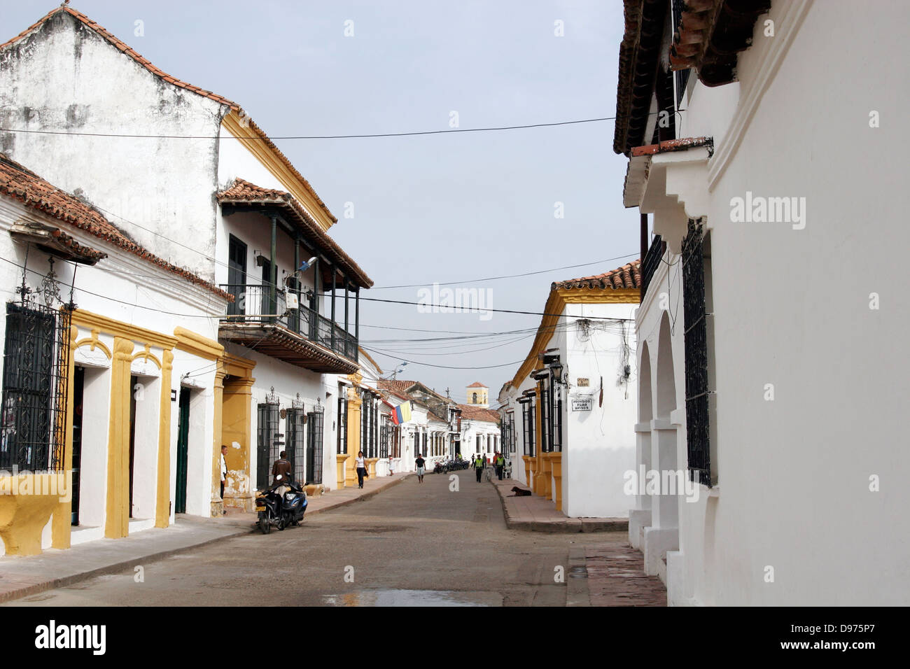 White and yellow colonial houses in Mompos (Mompox), Santa Cruz de ...