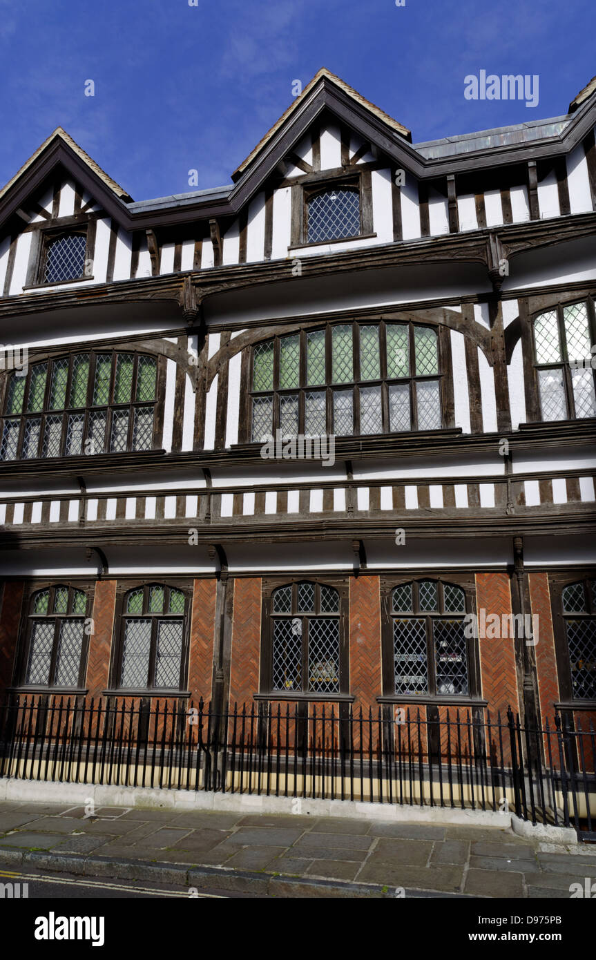 Southampton tudor house hi-res stock photography and images - Alamy