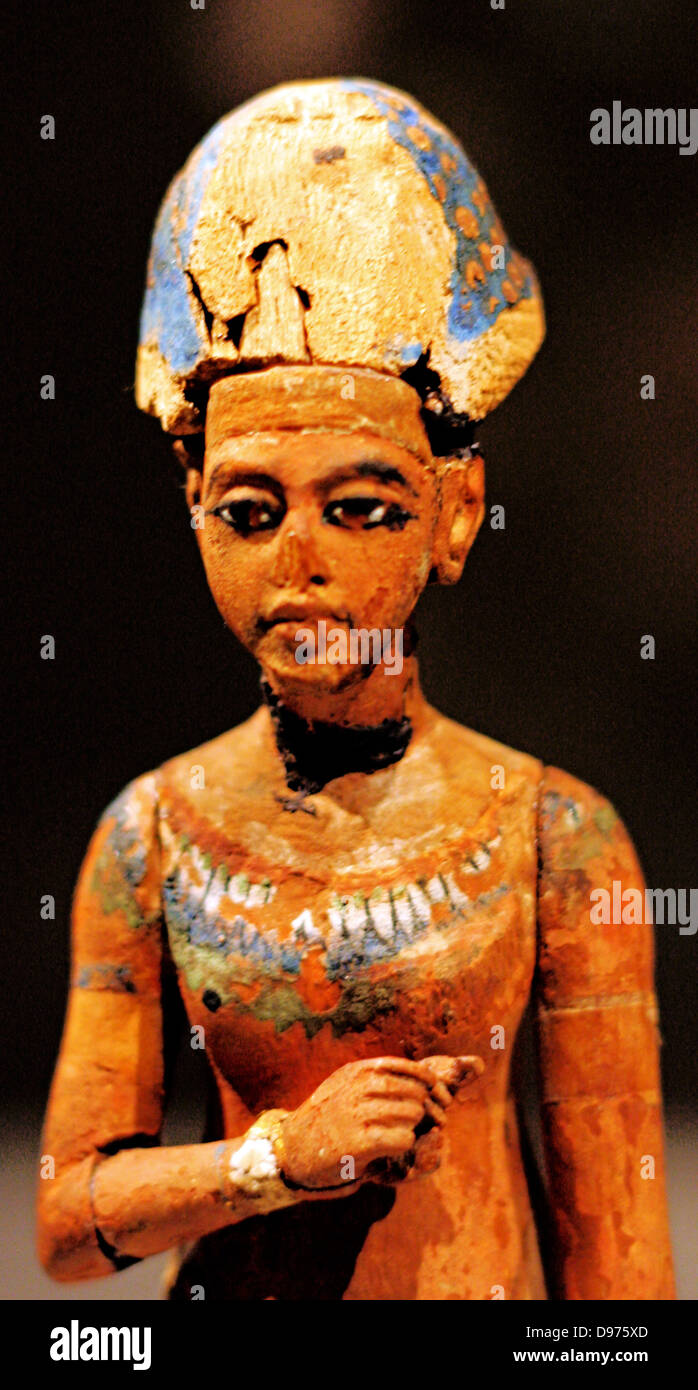 Striding figure hi-res stock photography and images - Alamy