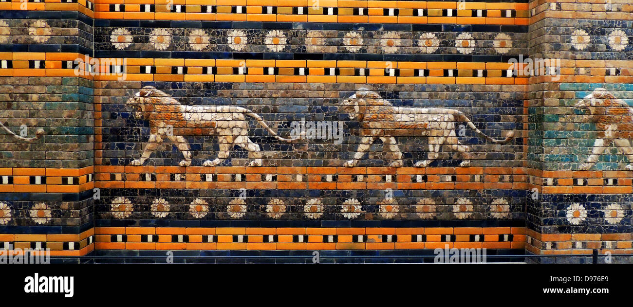 Babylon plus details showing palms hi-res stock photography and images ...