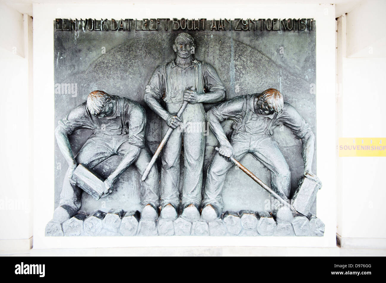 Breezanddijk, Afsluitdijk causeway, sculpture Three Stonecutters by ...