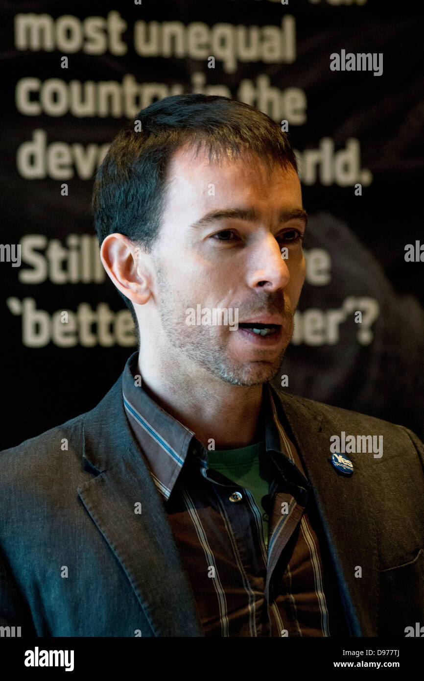 Yes Campaign meeting at SNP conference Stock Photo - Alamy