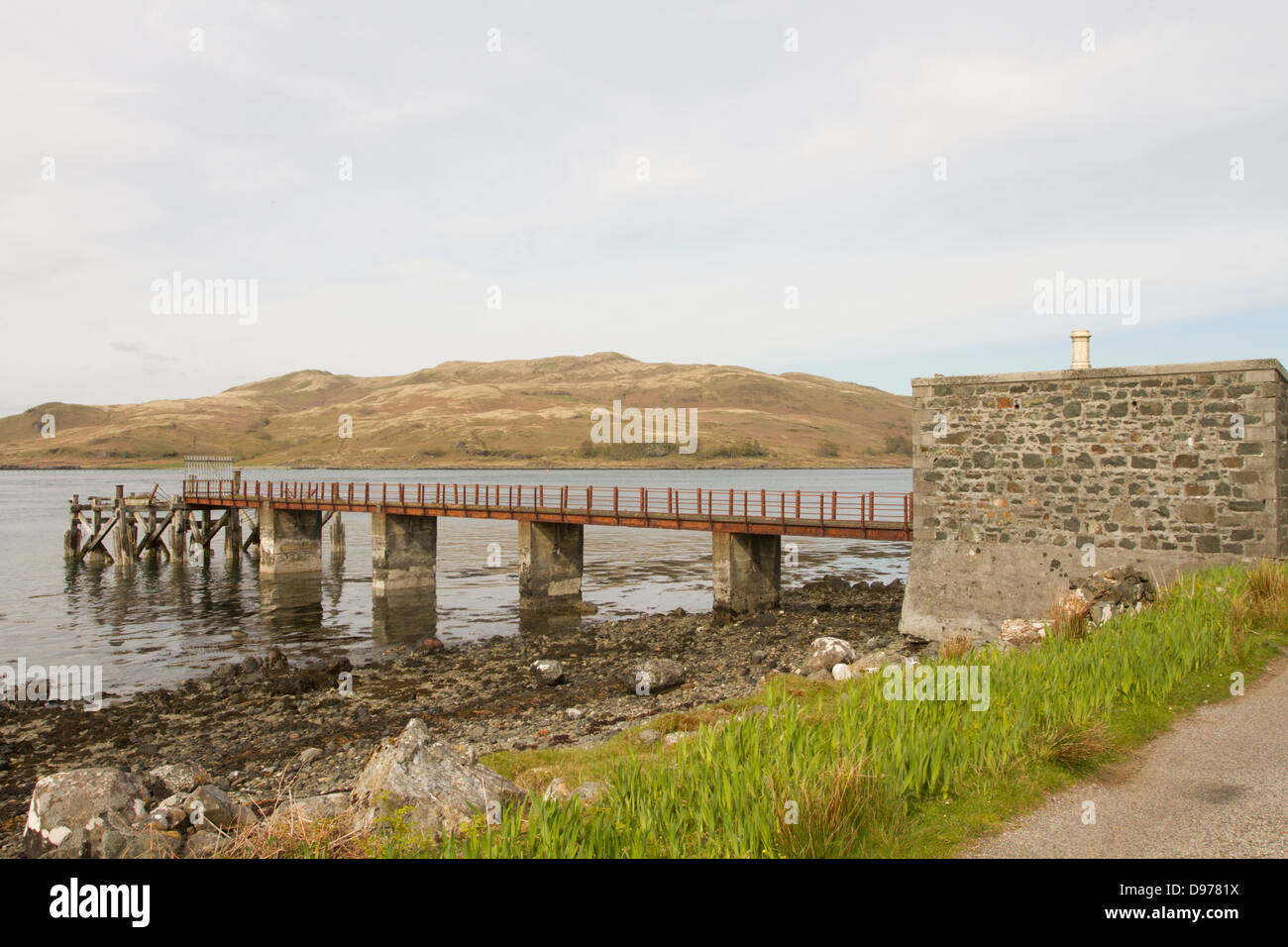 Loch spelve old pier hi-res stock photography and images - Alamy