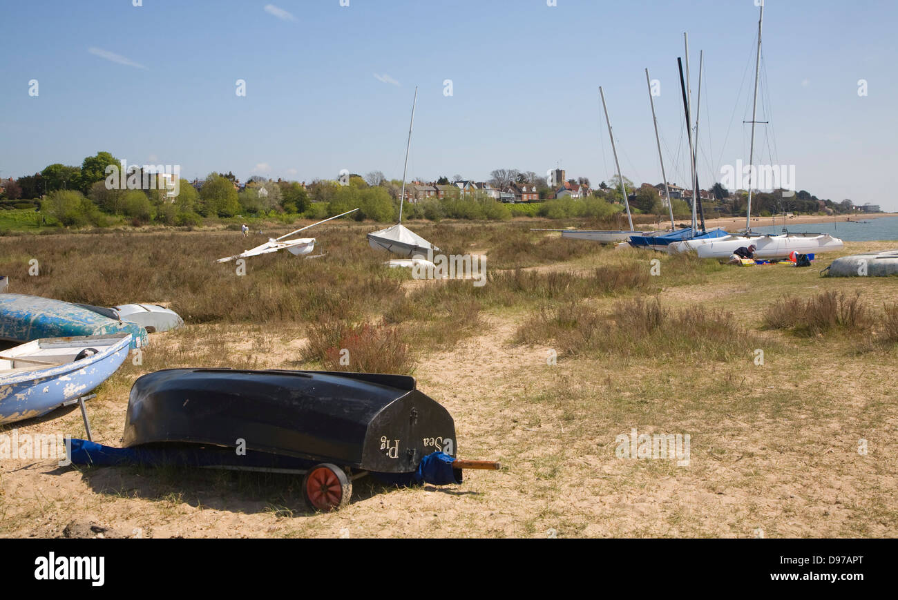Mersea island boats hi-res stock photography and images - Alamy
