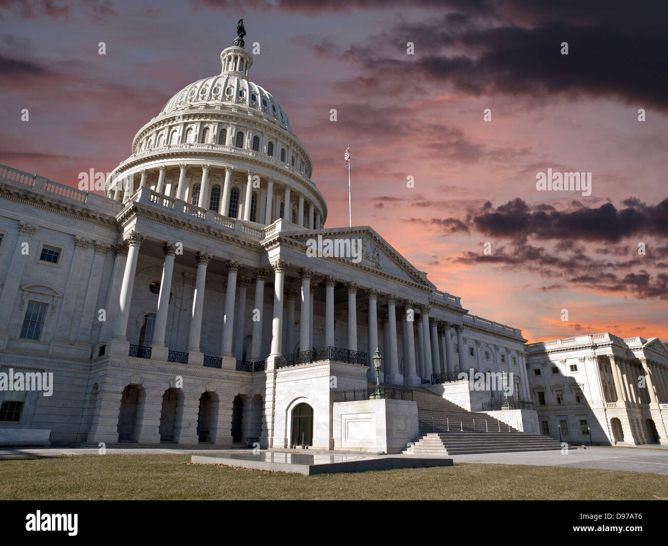 Capitol hill building dusk hi-res stock photography and images - Alamy