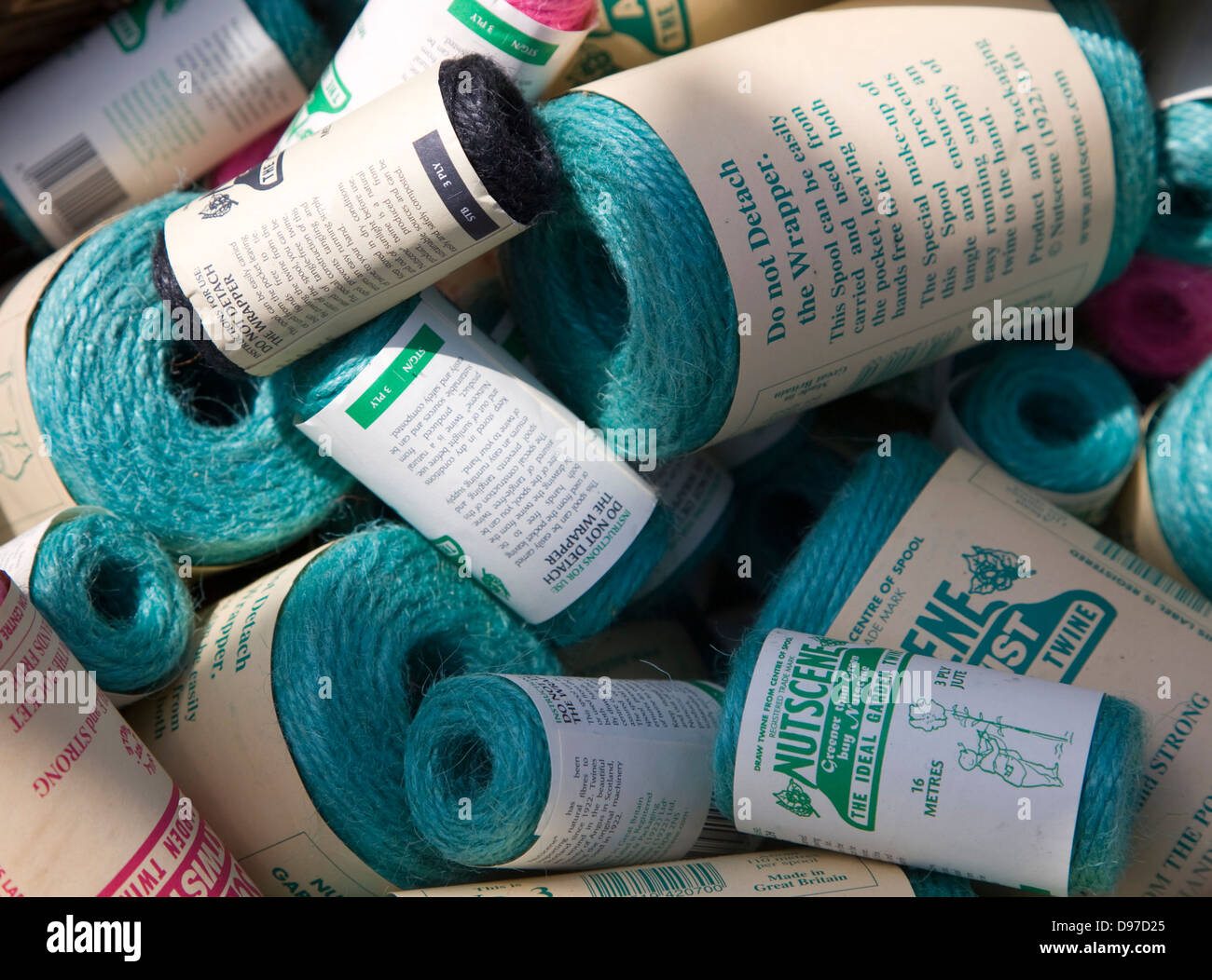 Twine garden hi-res stock photography and images - Alamy