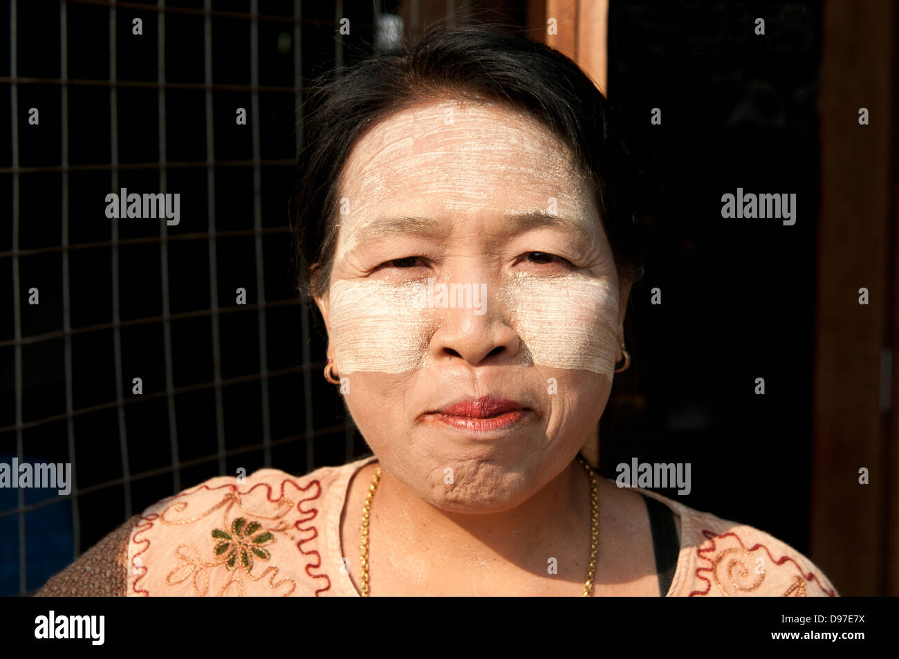 Thanakha face hi-res stock photography and images - Alamy
