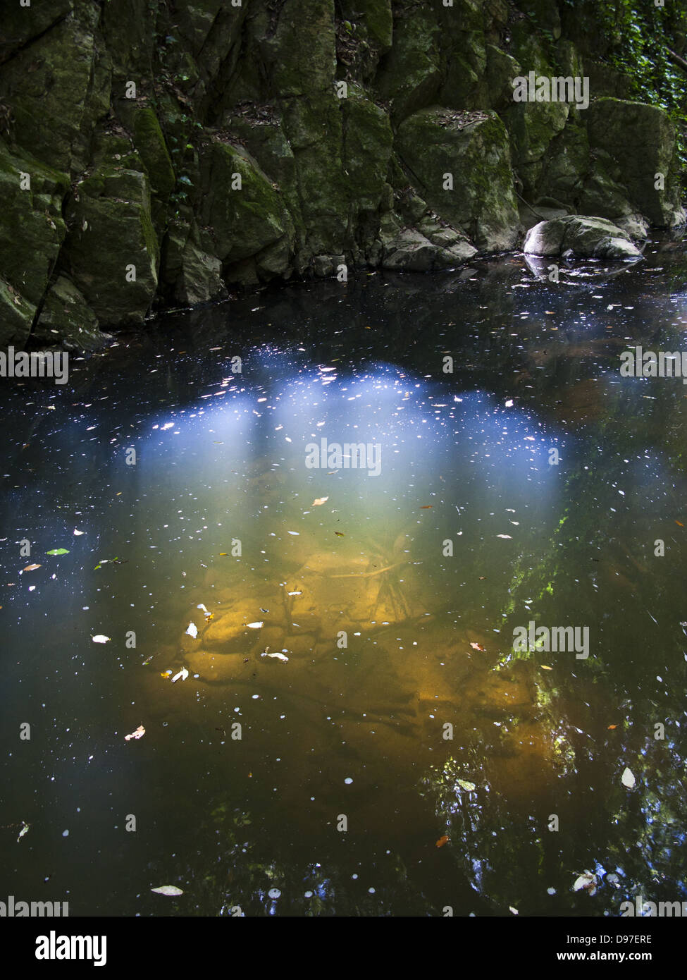 Stream of light hi-res stock photography and images - Alamy