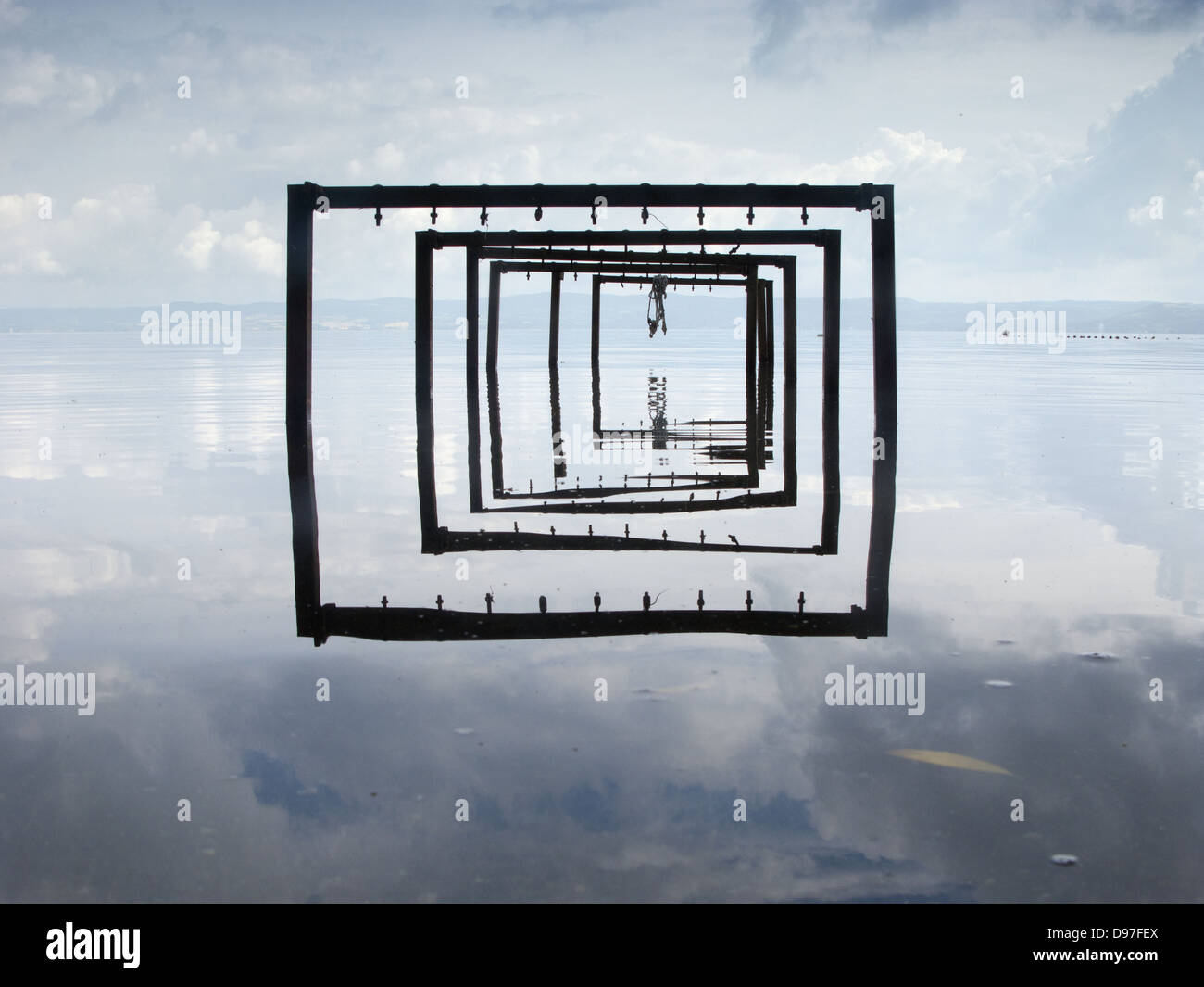 Strange effect of water hi-res stock photography and images - Alamy