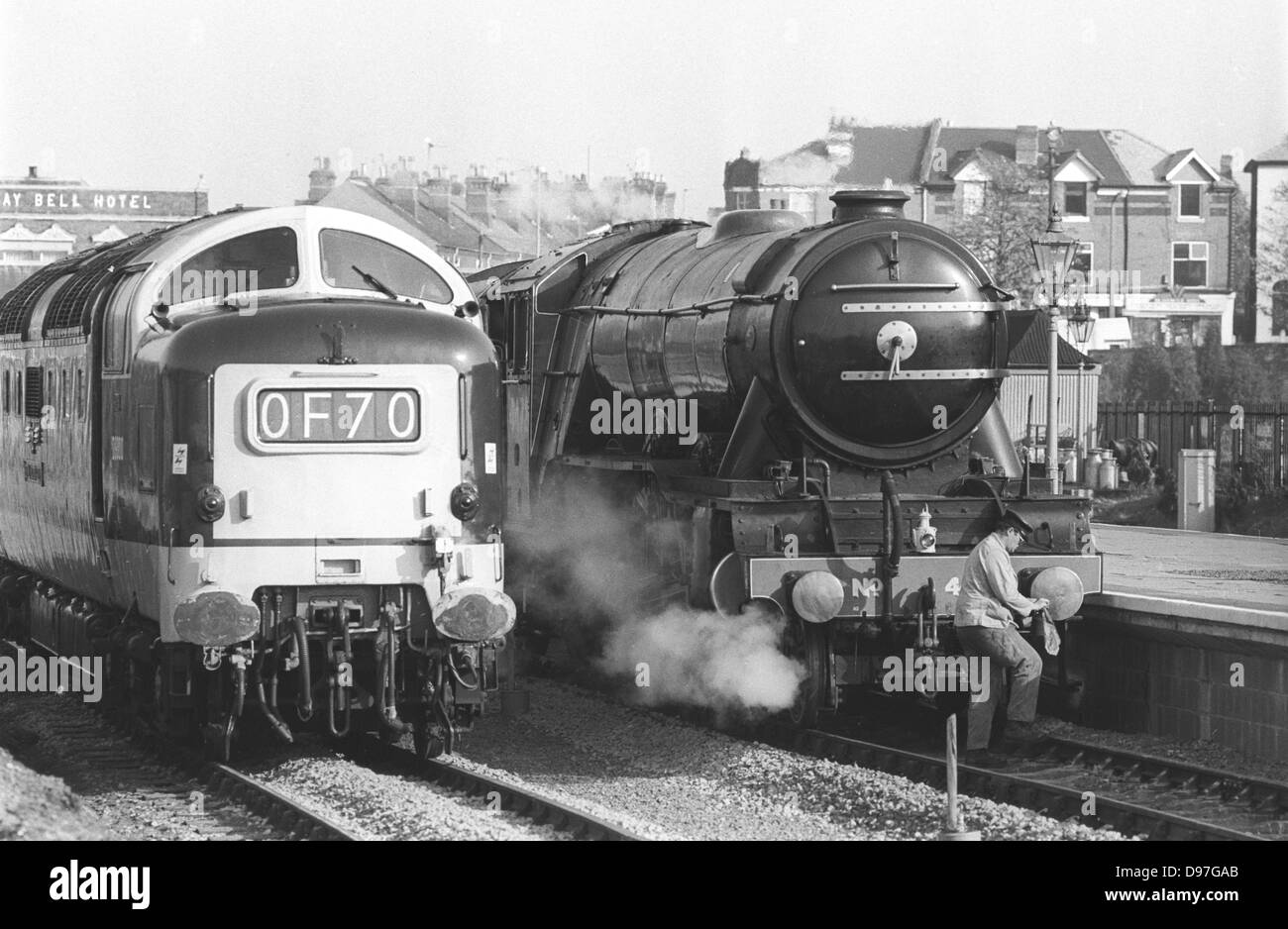 The Flying Scotsman steam engine with a Deltic Diesel at Kidderminster ...