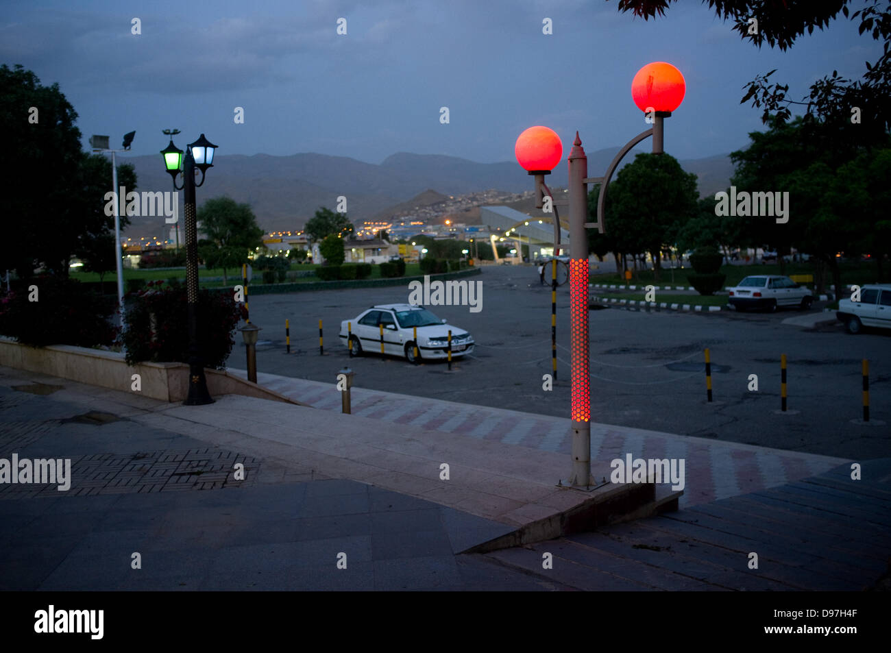 29/05/2013 - Sanandaj. View Sanandaj City, the capital of Iranian ...