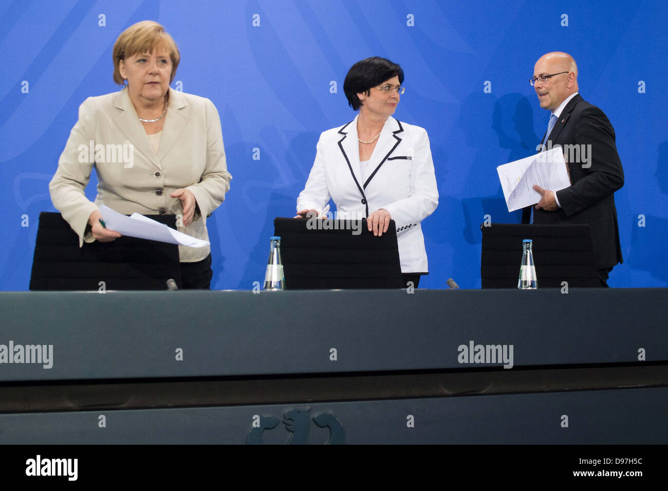 Berlin, Germany. 13th June 2013. German Chancellor Angela Merkel (L-R ...