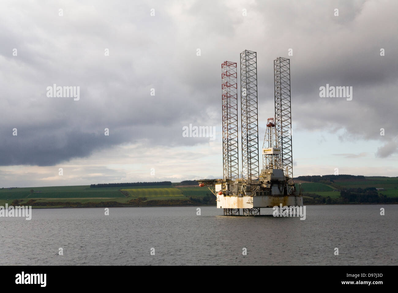 Oil Drilling Jack Up Rig High Resolution Stock Photography and Images ...