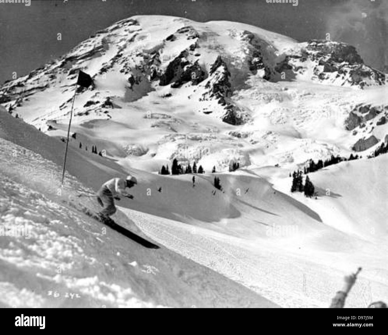 Image mount rainier national Black and White Stock Photos & Images - Alamy