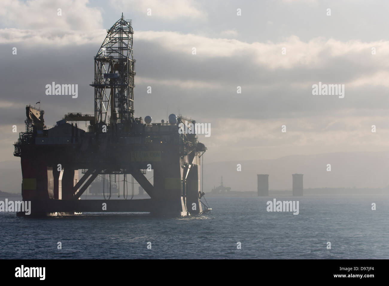 Oil drilling rig Cromarty Firth Invergordon Stena Don Semi submersible ...