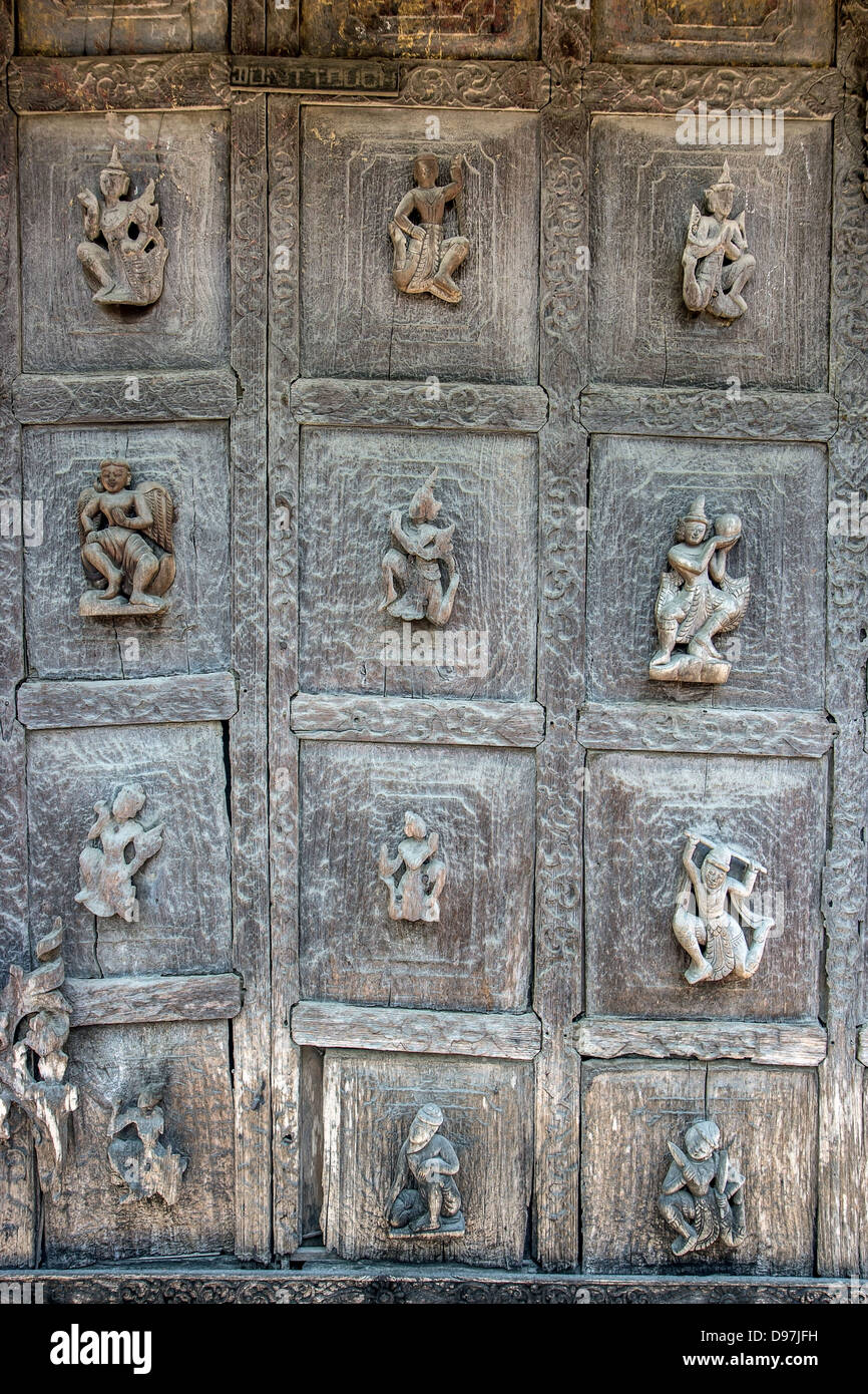 wall decoration Buddhist temple Stock Photo - Alamy