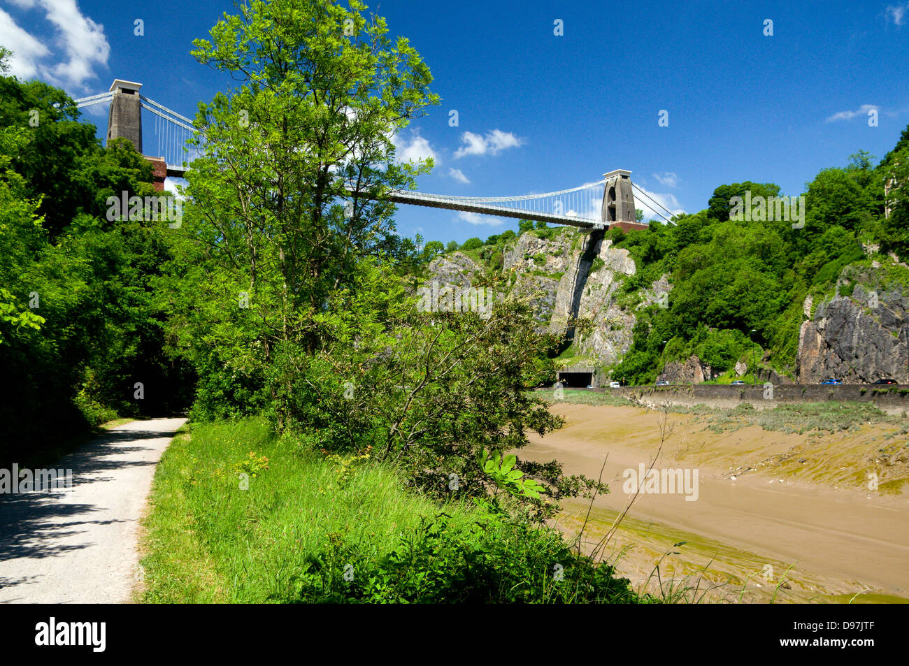 clifton suspension bridge and river avon from the avon gorge cycle path ...