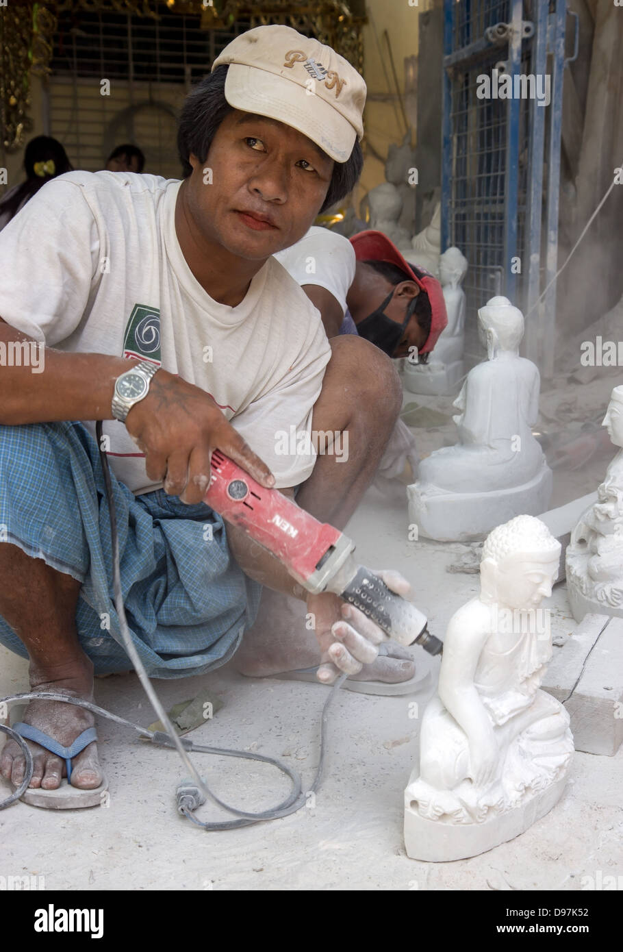 Statue of working man hi-res stock photography and images - Alamy