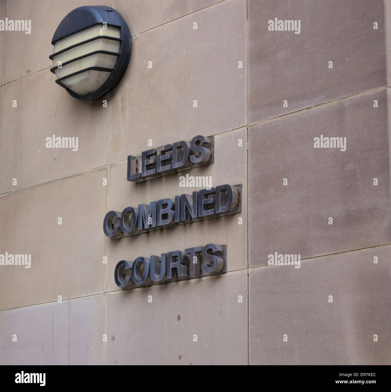 Leeds crown court hi-res stock photography and images - Alamy