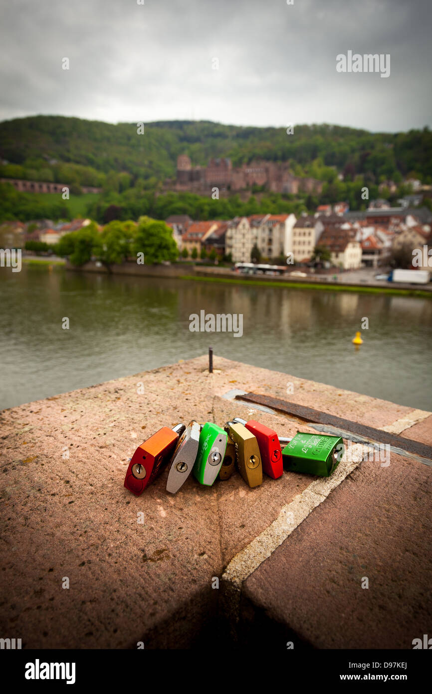 Padlocks heidelberg germany bridge hi-res stock photography and images ...