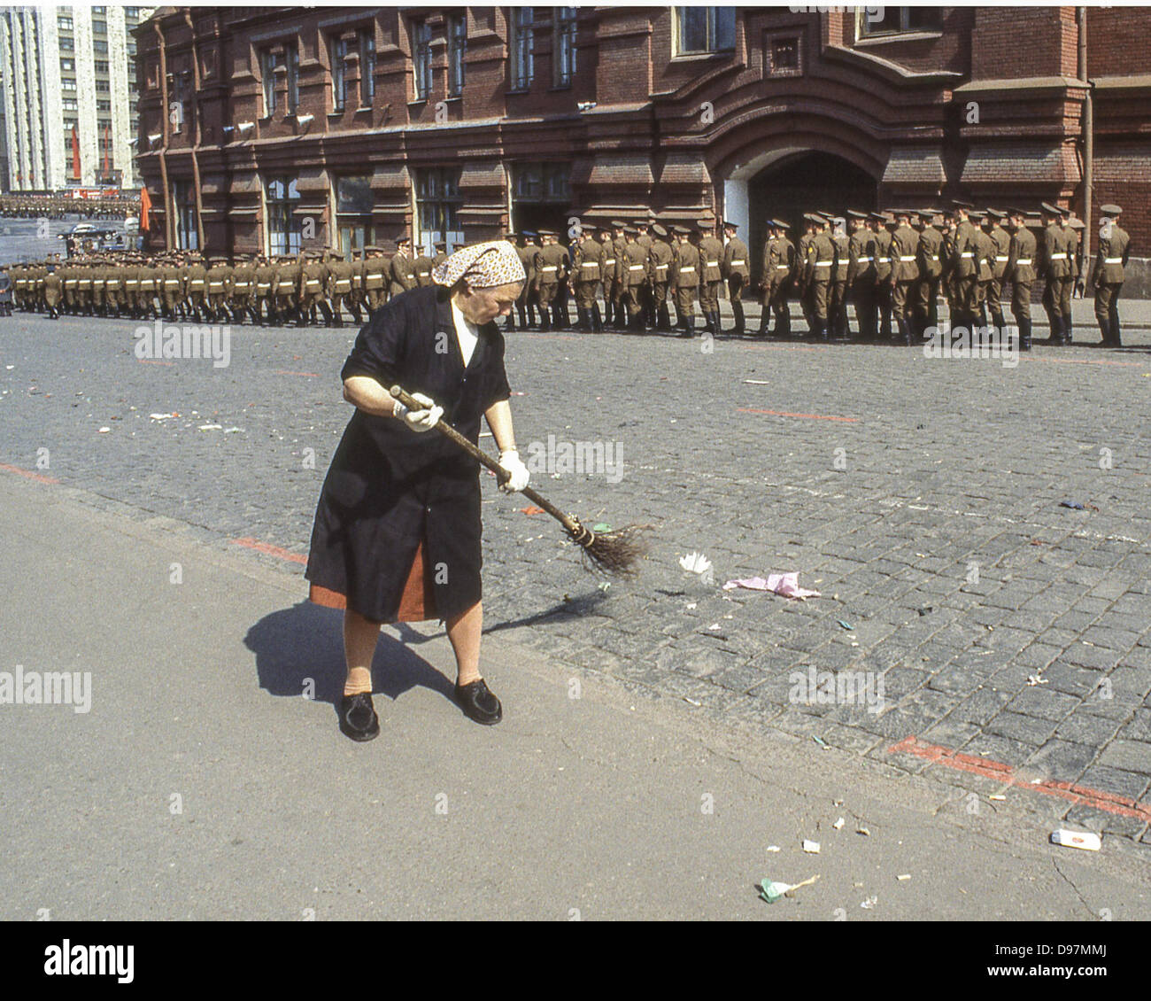 May day parade in red square hi-res stock photography and images - Alamy