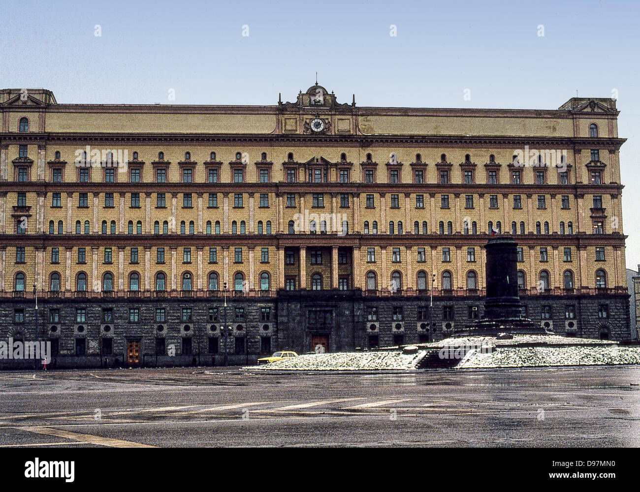 Nov. 10, 1991 - Moscow, RU - The headquarters of the KGB (Committee for ...