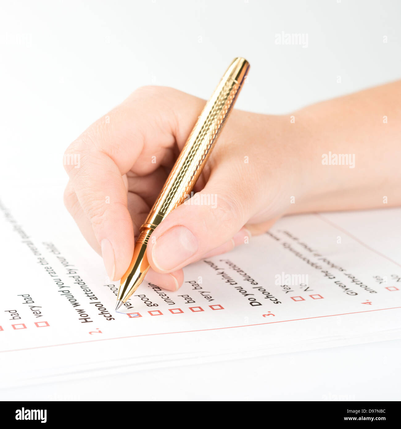 Quality questionnaire hi-res stock photography and images - Alamy