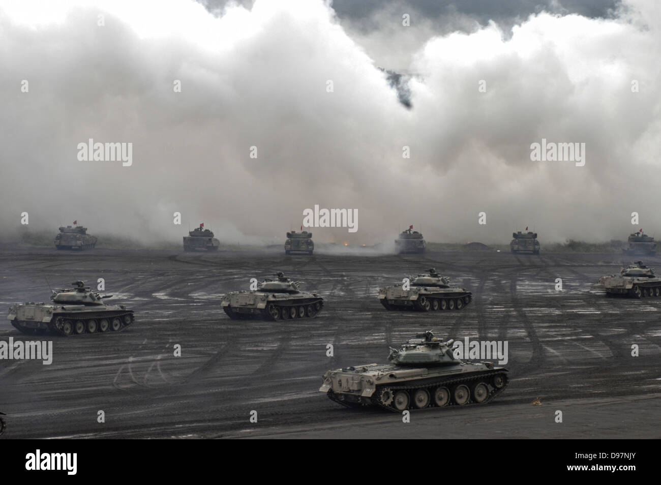 Japan Ground Self-Defense Forces (GSDF) take part in a live fire ...