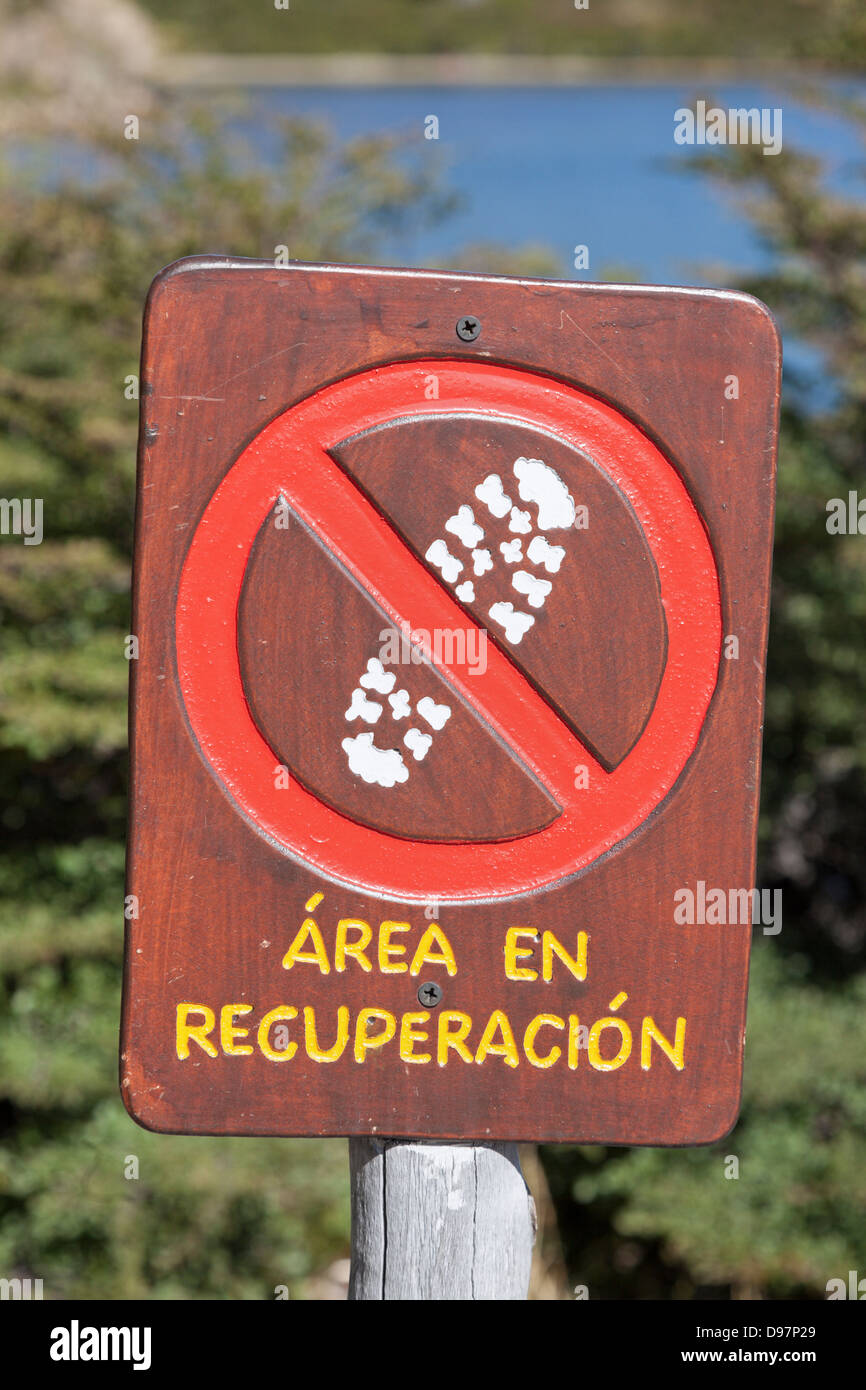 Protected area sign in the Fitz Roy area - Argentina Stock Photo - Alamy