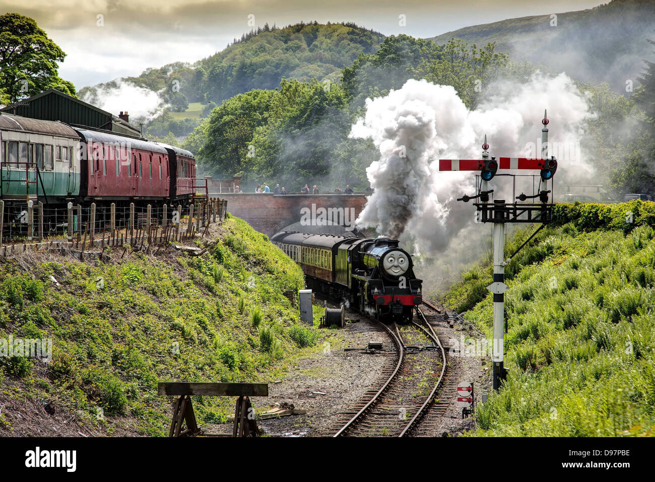Llangollen steam train hi-res stock photography and images - Alamy