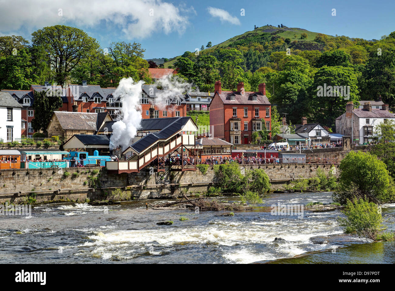 River dee wales hi-res stock photography and images - Alamy