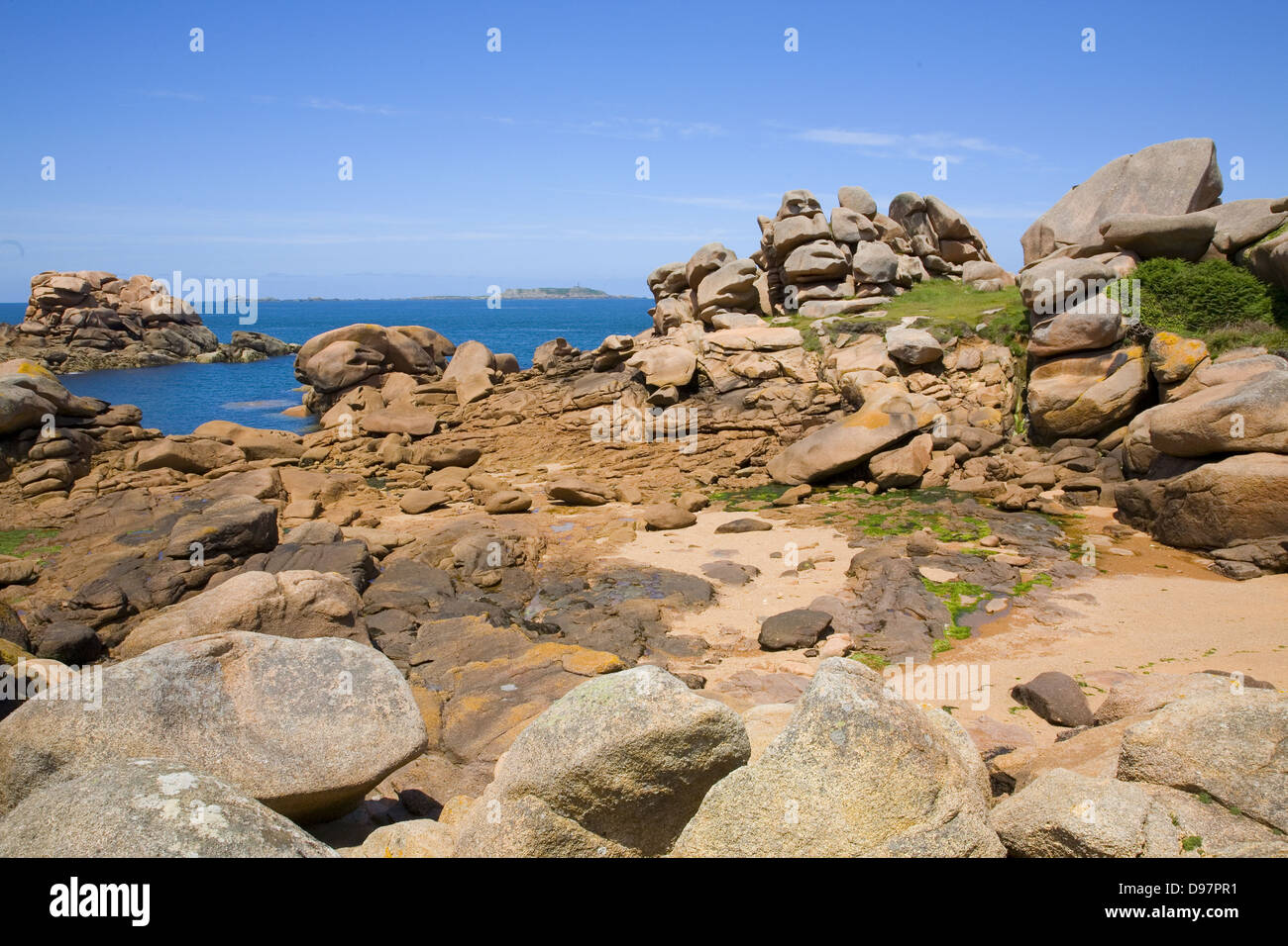 Pink granite rocks in Ploumanach, Brittany, France Stock Photo - Alamy