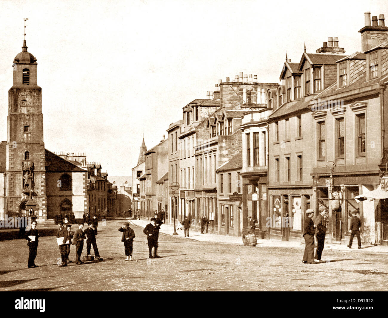 Lanark high street hi-res stock photography and images - Alamy