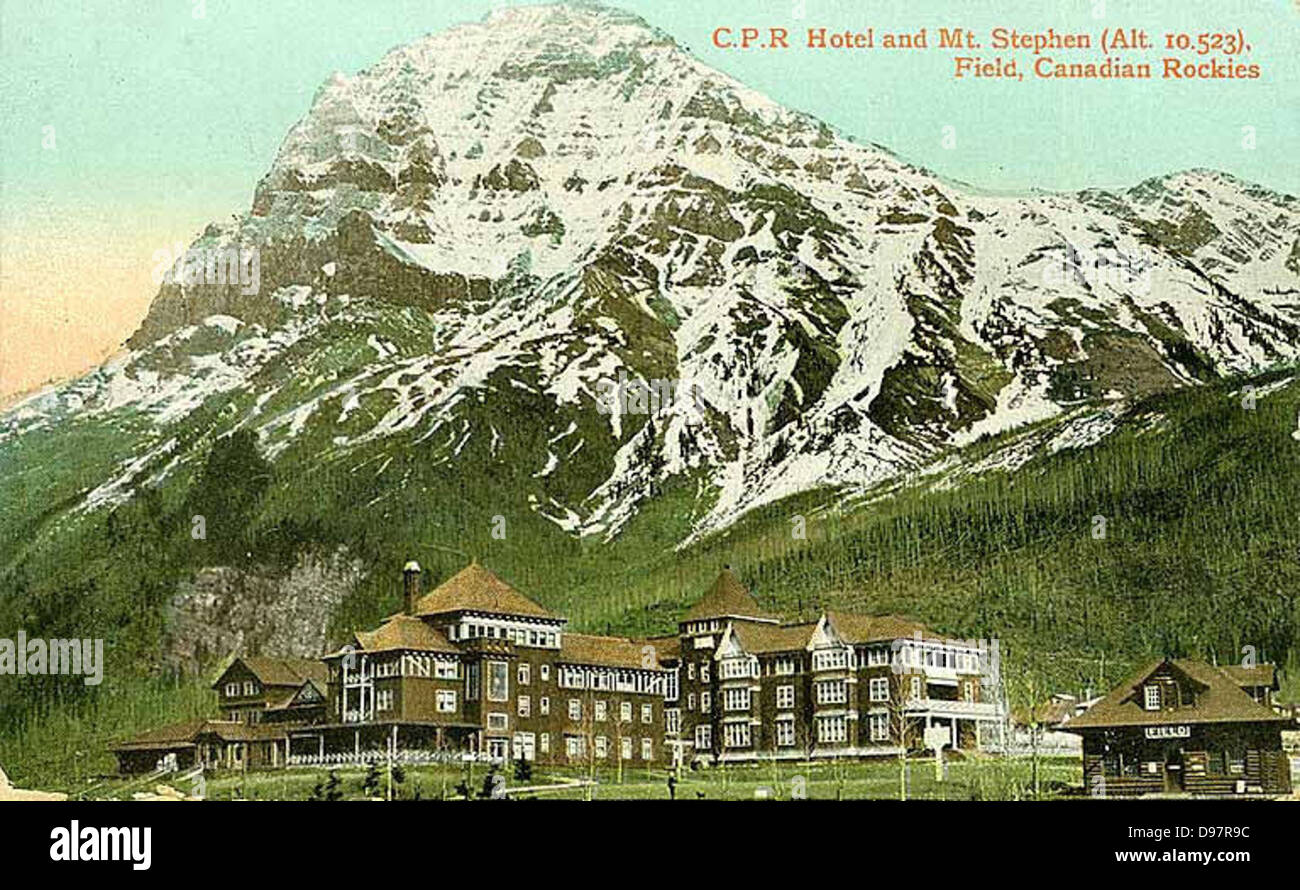 Canadian pacific railway hotel hi-res stock photography and images - Alamy