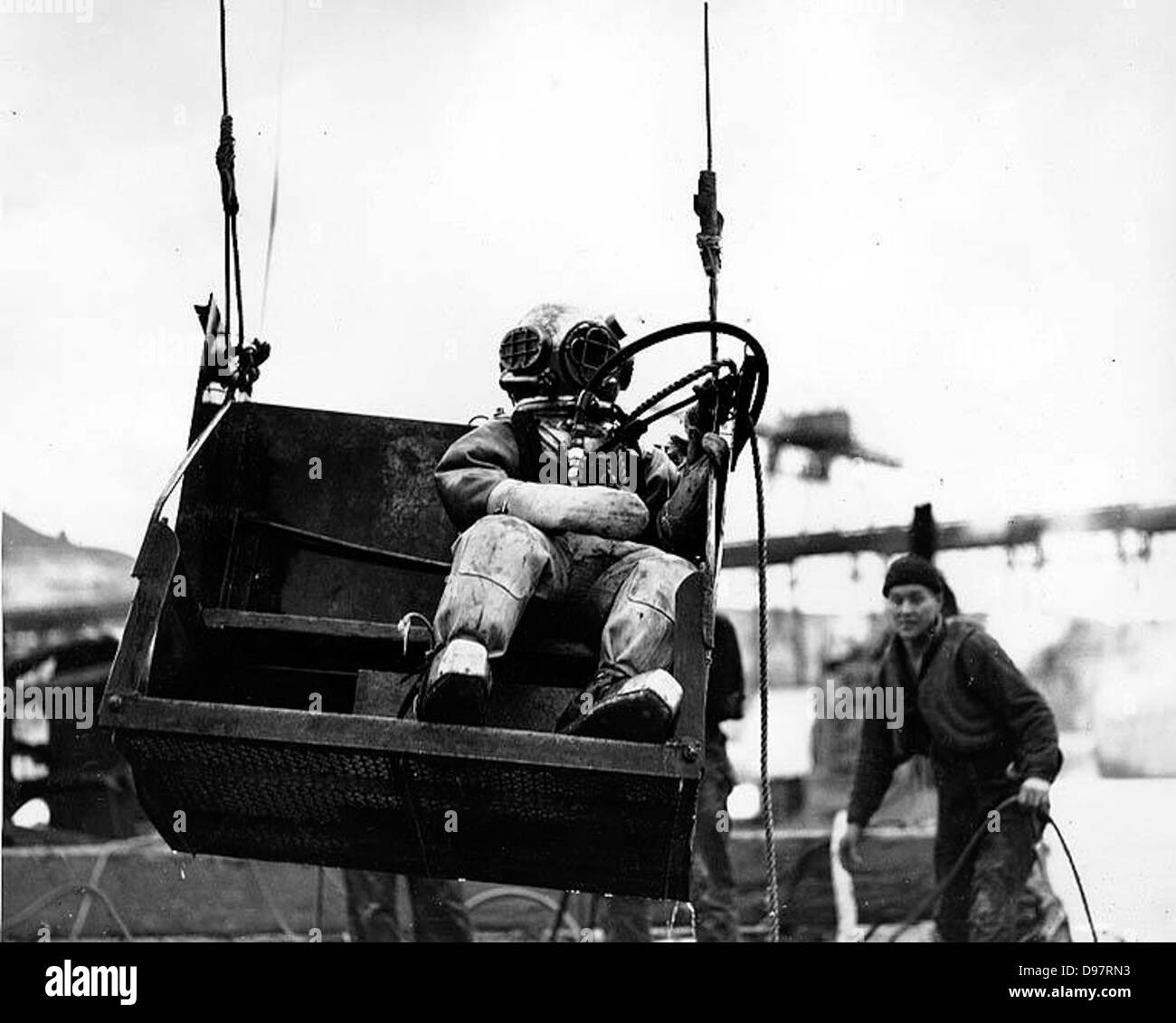 Underwater dam Black and White Stock Photos & Images - Alamy
