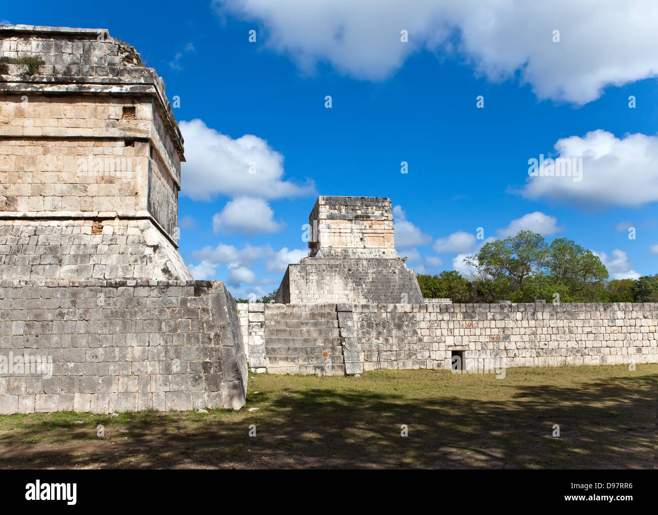 Chichen Itza pyramid, Yucatan, Mexico Stock Photo - Alamy