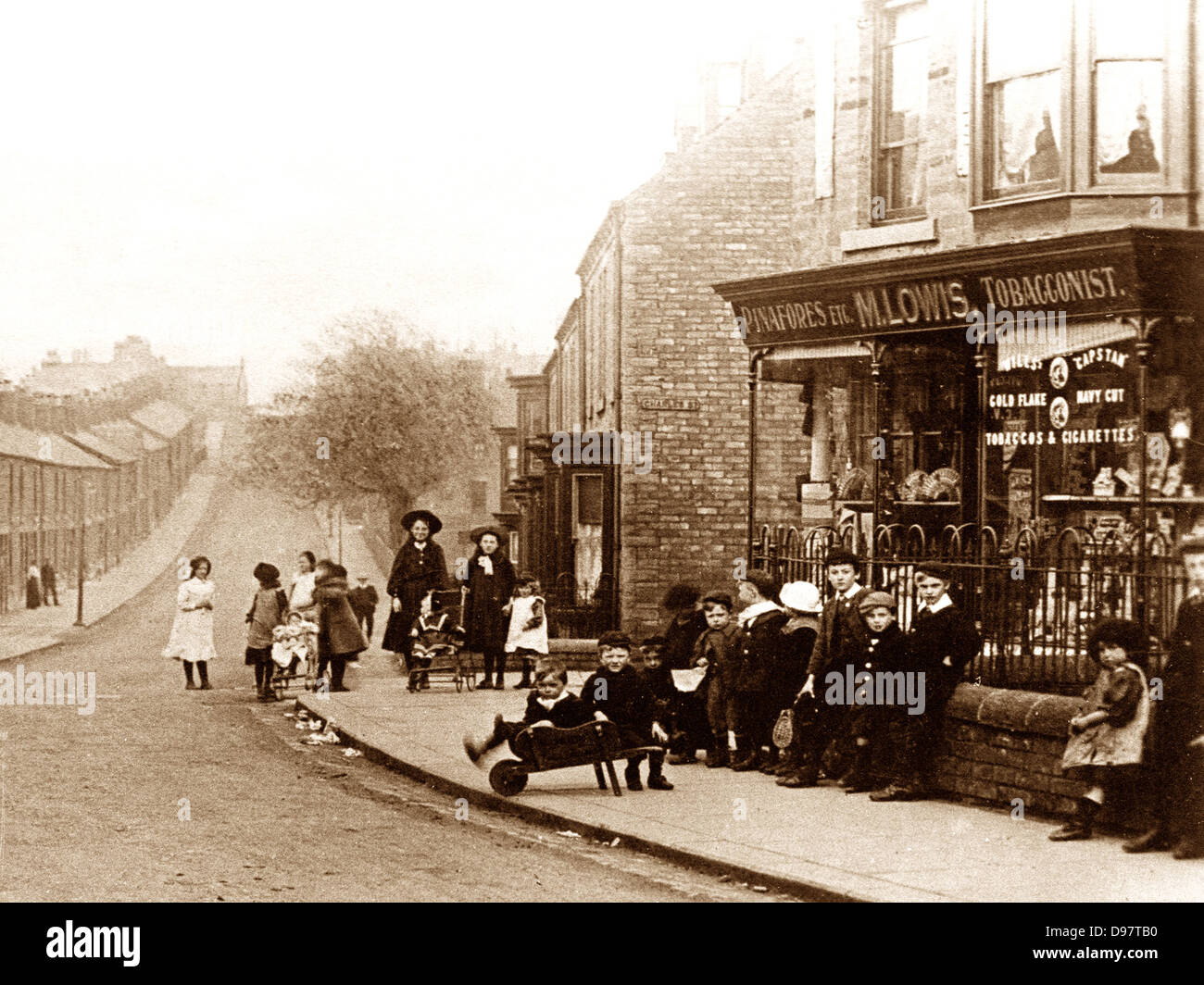 New Shildon Hillyard Terrace early 1900s Stock Photo - Alamy