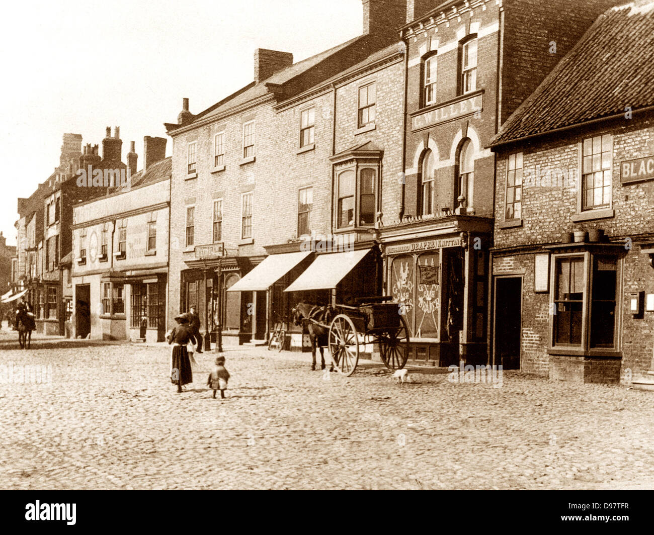 Thirsk Market Place early 1900s Stock Photo - Alamy