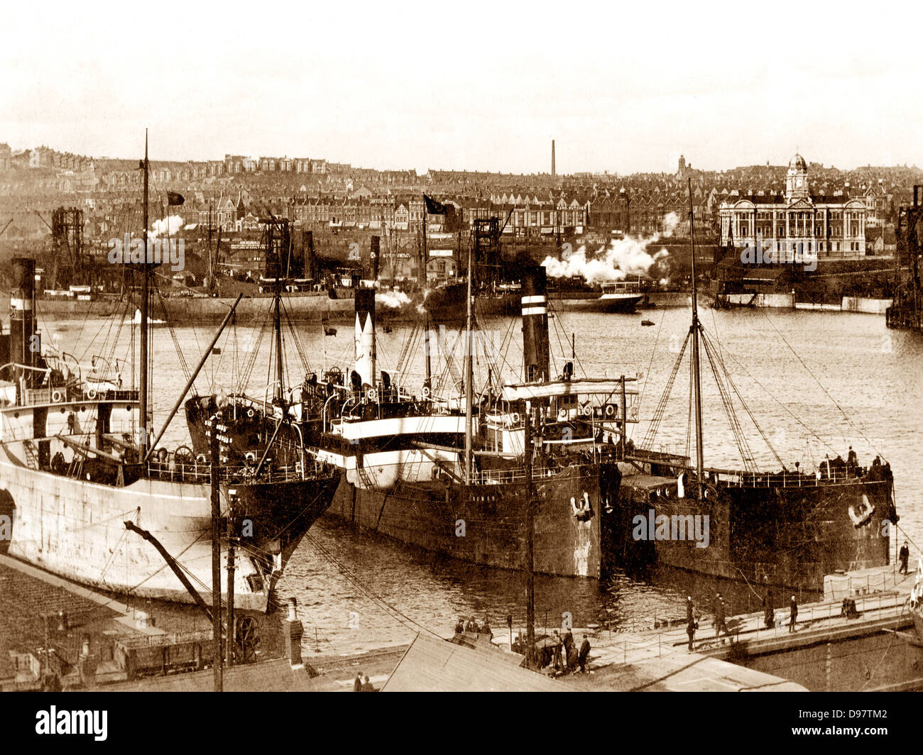 Barry docks hi-res stock photography and images - Alamy