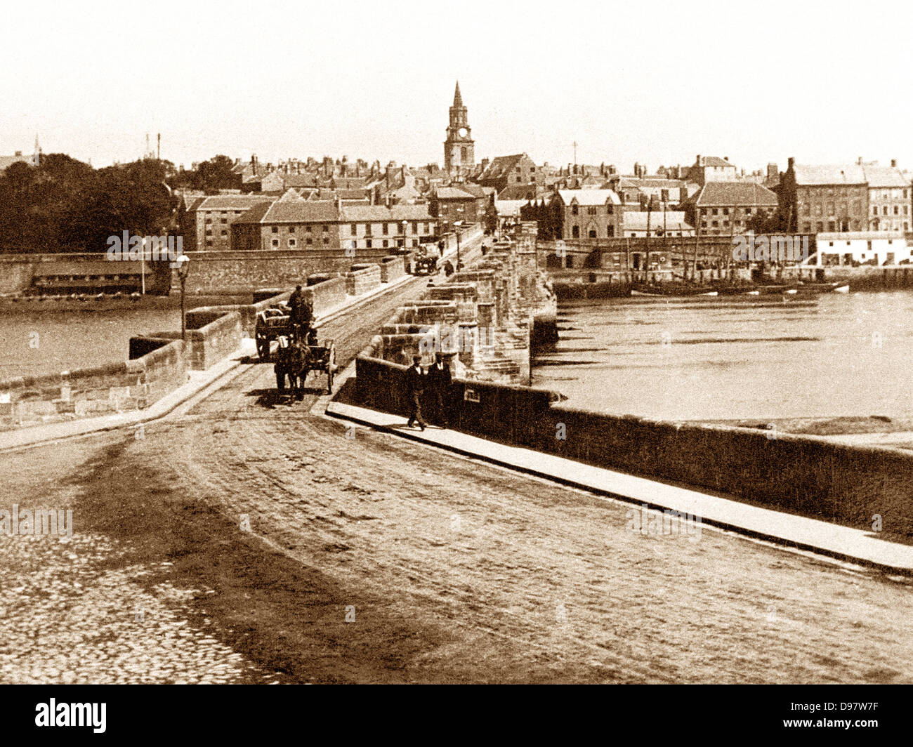 Berwick-Upon-Tweed from Tweedmouth early 1900s Stock Photo - Alamy